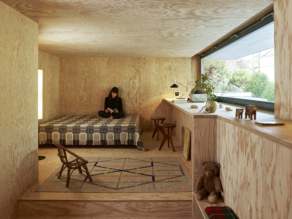 Entstehung einer Arbeitszimmer-Oase aus TeboPin Elite in Lausanne ...